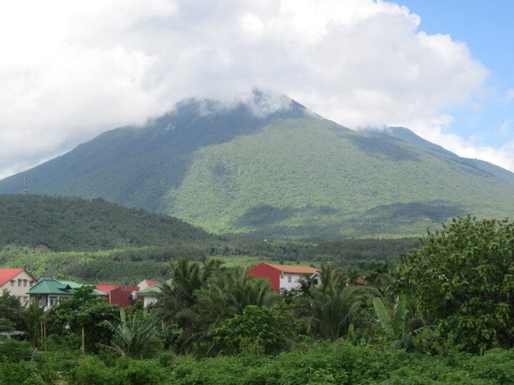 Quezon: Around the Slopes of Mount Banahaw – Ben Goes Where